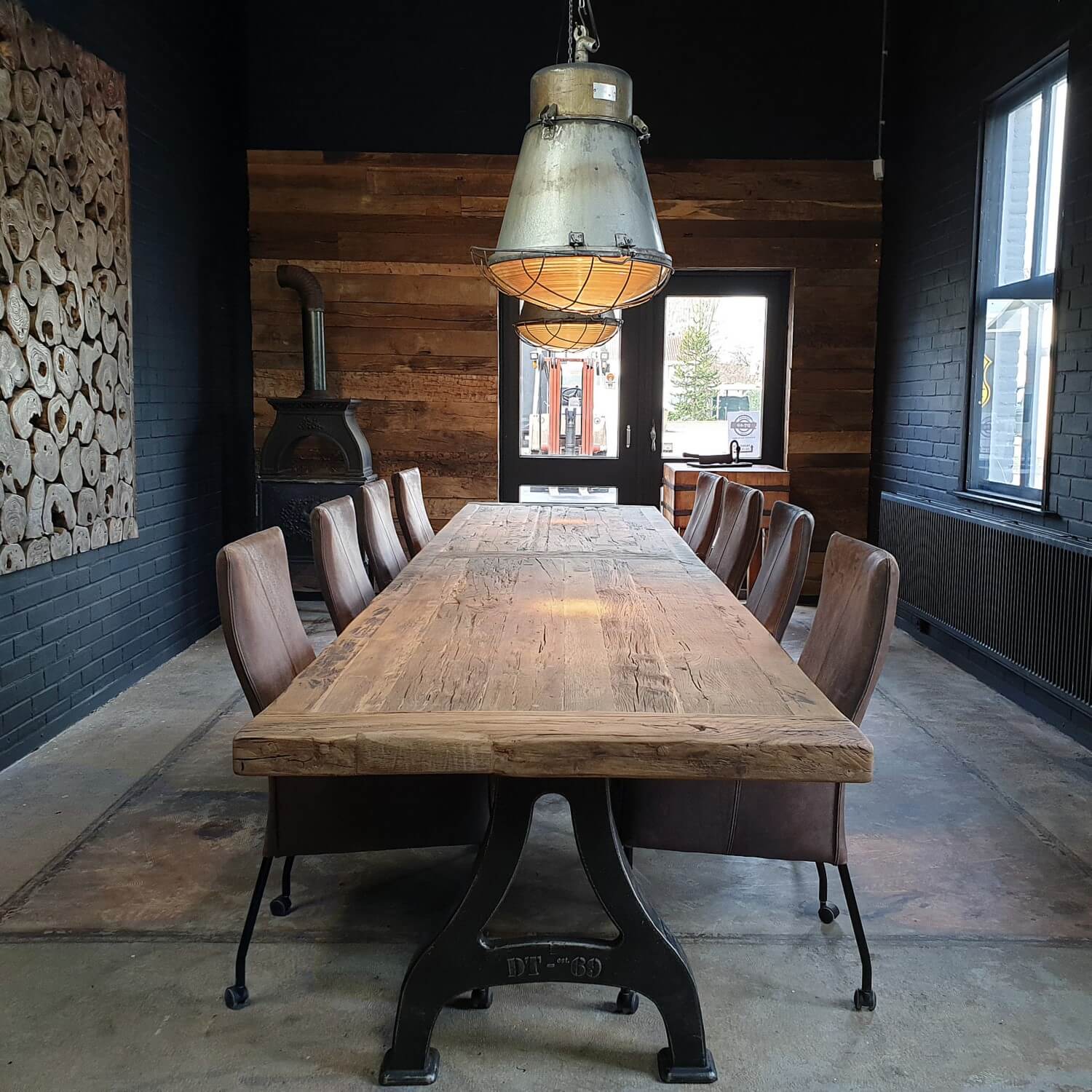 Industrial design dining table from oakwood - Bespoke - DT27